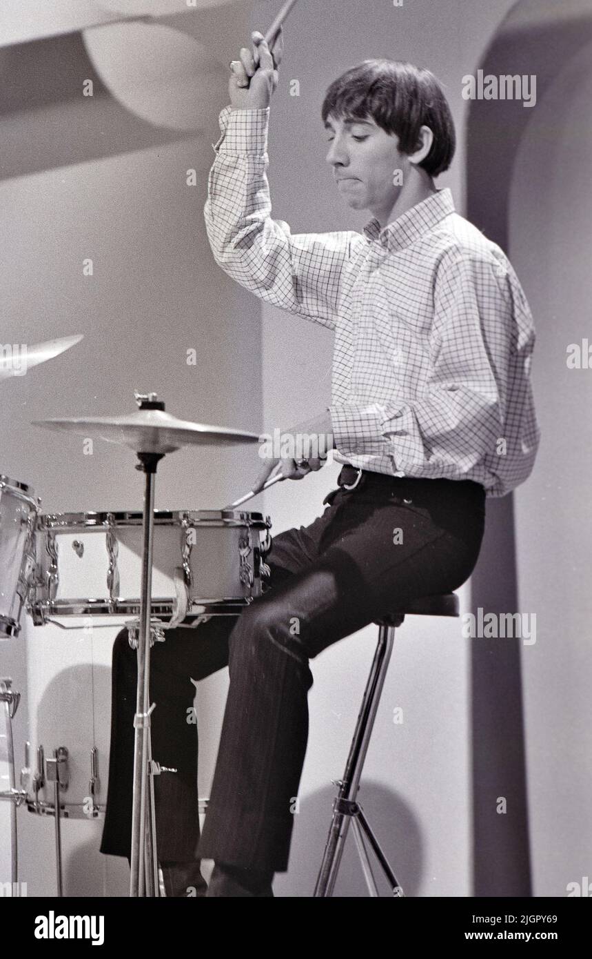 Who drummer keith moon on hi-res stock photography and images - Alamy