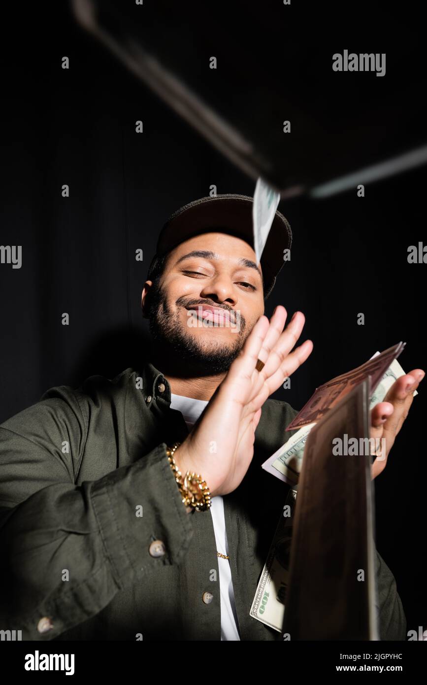 Money man rapper hi-res stock photography and images - Alamy