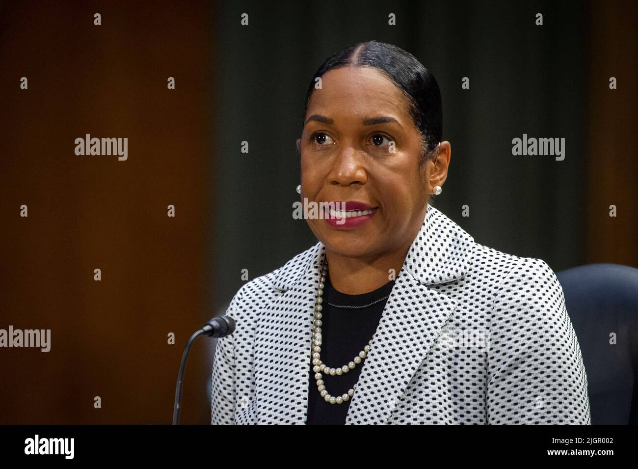 Lieutenant governor of illinois hi-res stock photography and images - Alamy