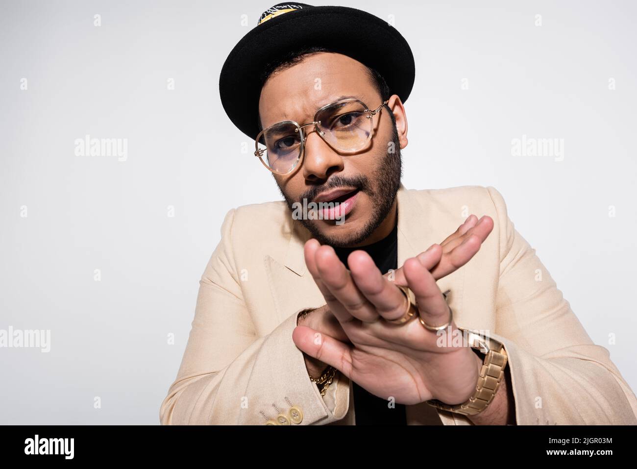 Rapper gesture hi-res stock photography and images - Alamy