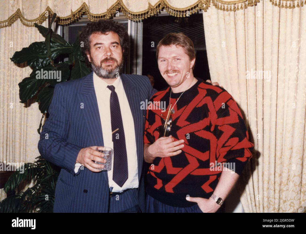 Romanian actor Gabriel Oseciuc (right), 1988 Stock Photo - Alamy