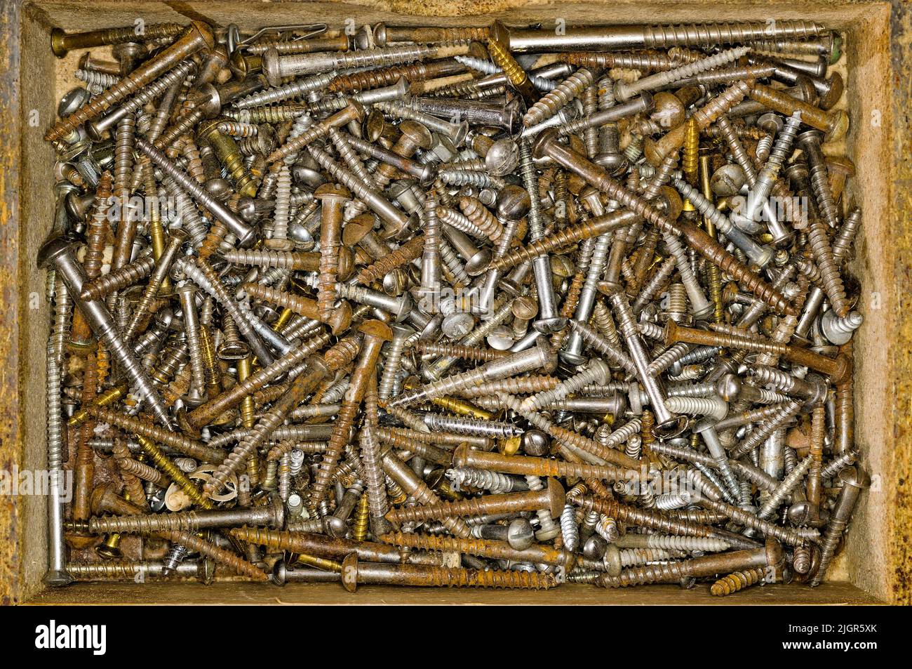 Screw head from above hi-res stock photography and images - Alamy