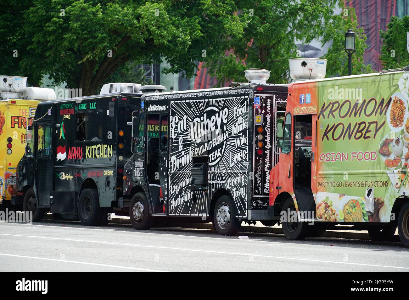 Food trucks, National Mall, Washington, District of Columbia, USA ...