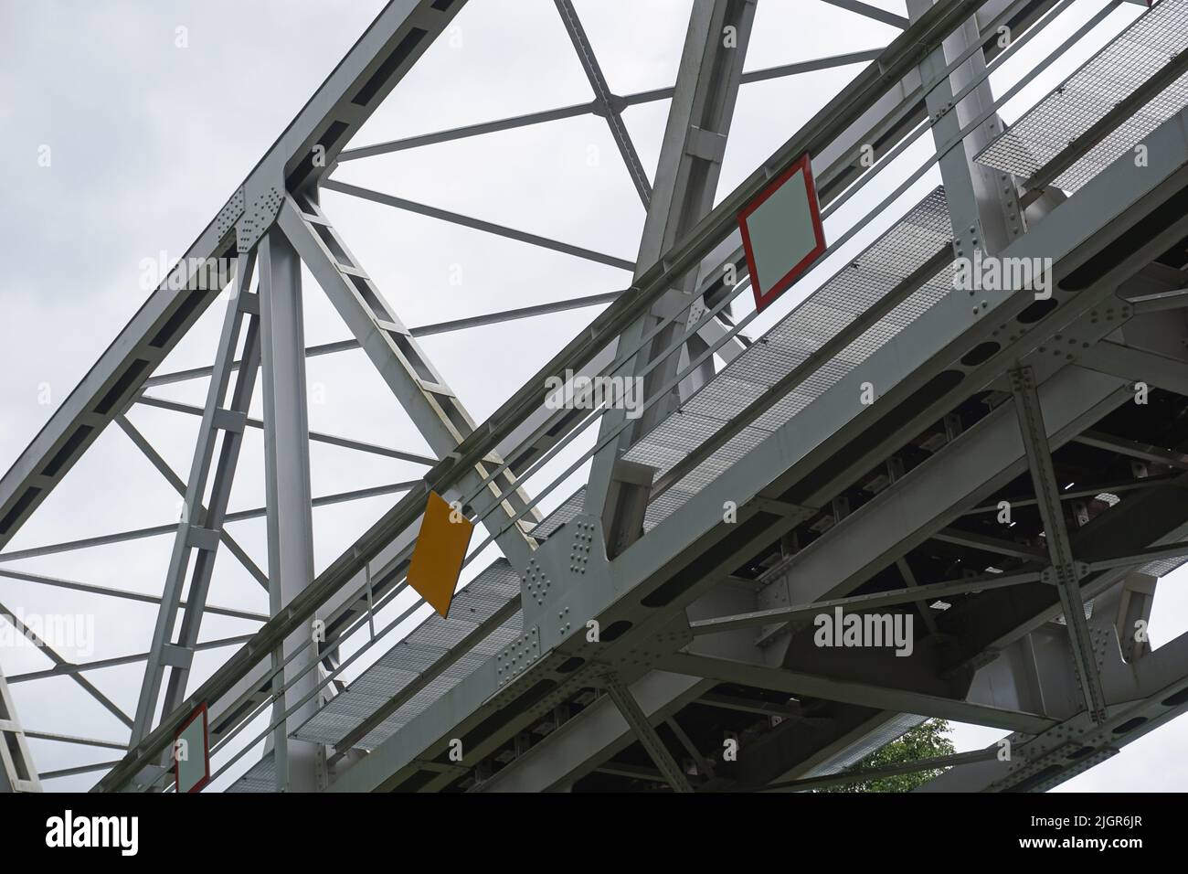 Truss train bridge - side view Stock Photo - Alamy