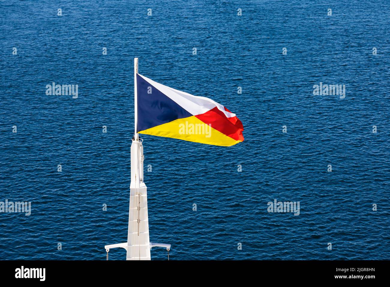 P&O company flag flying from the bow of cruise ship MS Iona, Stavanger ...