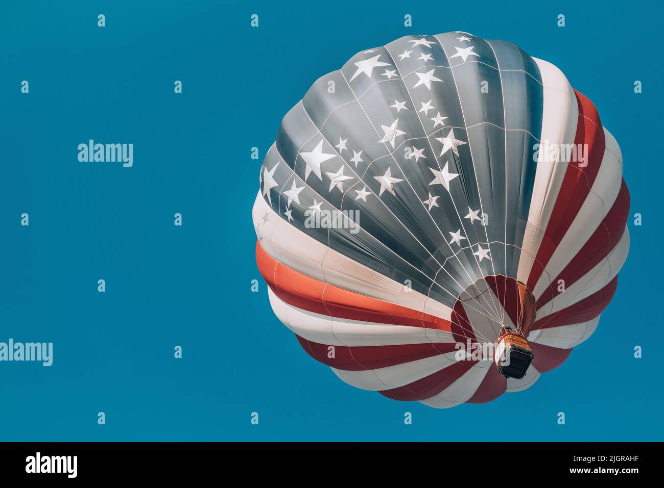 American flag hot air balloon hi-res stock photography and images - Alamy