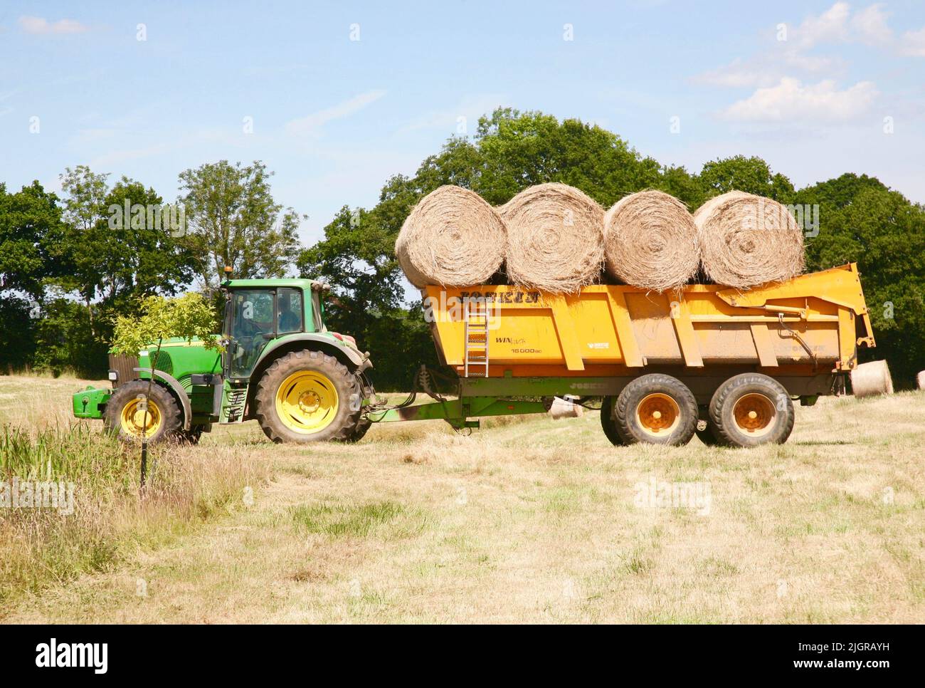 French farm haymaking hi-res stock photography and images - Alamy