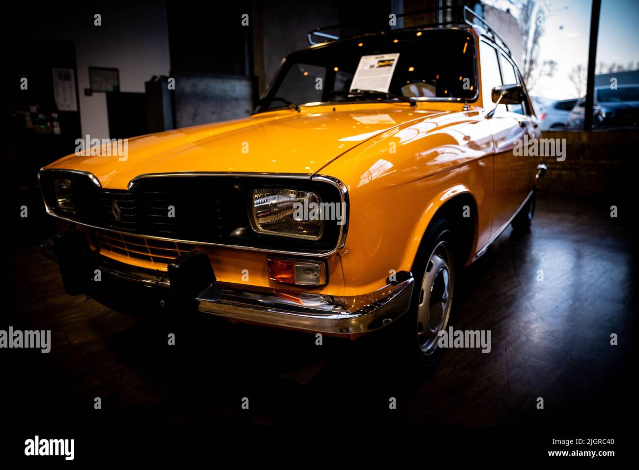 Renault 12 hi-res stock photography and images - Alamy