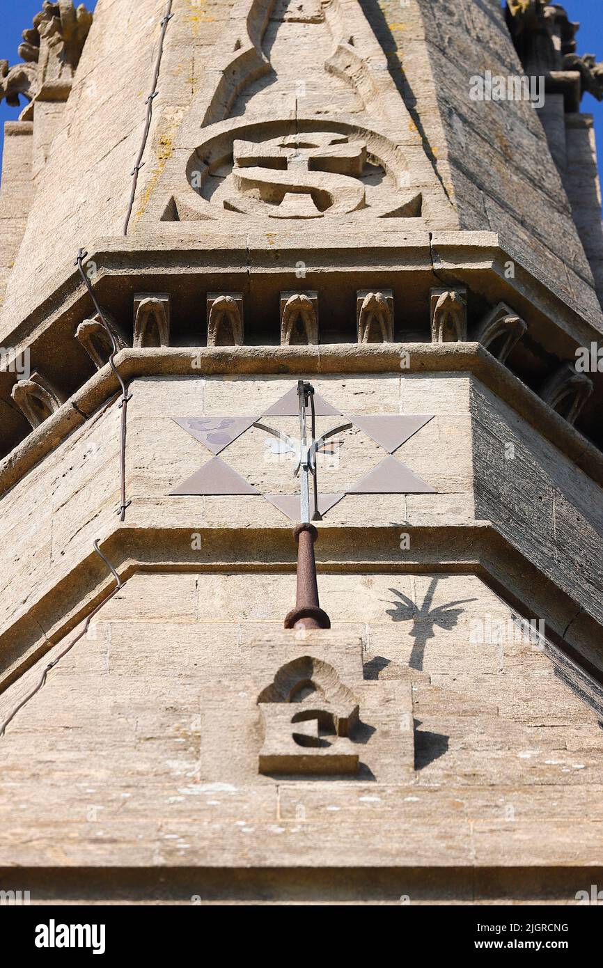 Sir Tatton Sykes Monument built in 1865 at Sledmere in the East Ridings ...