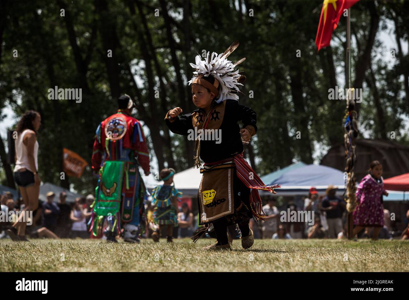 Kahnawake, Canada. 10th July, 2022. Little big warrior doing the dance ...