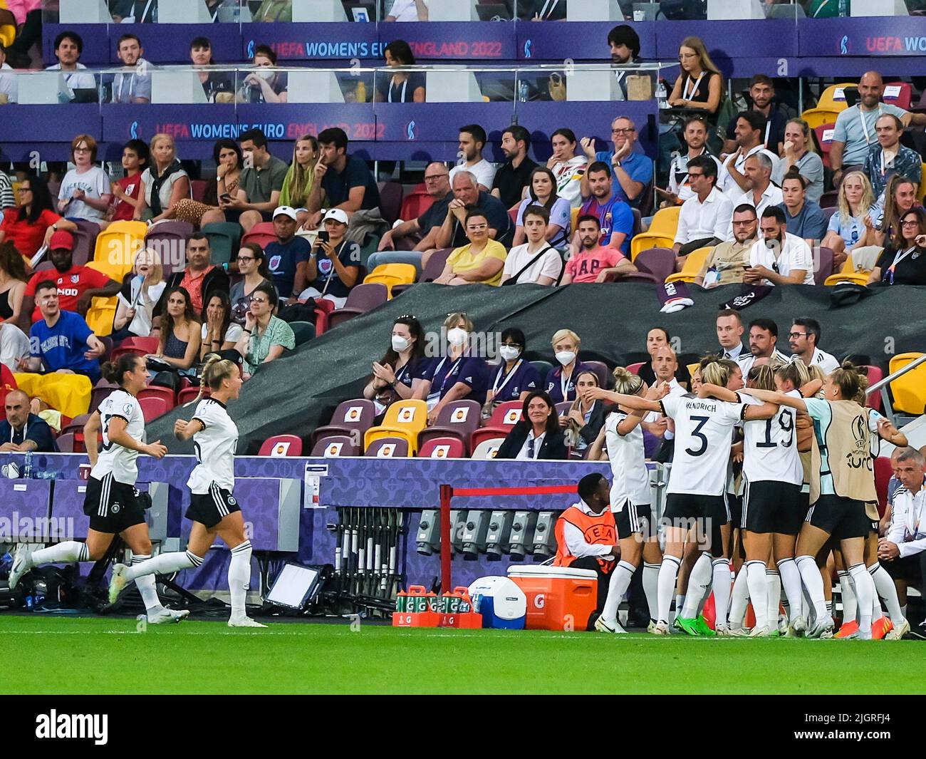 The england bench celebrate the second goal hi-res stock photography ...