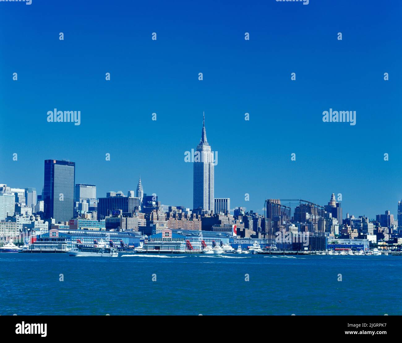 2003 HISTORICAL CHELSEA PIERS EMPIRE STATE BUILDING MIDTOWN SKYLINE ...