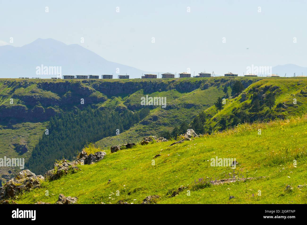 City in the countryside hi-res stock photography and images - Alamy