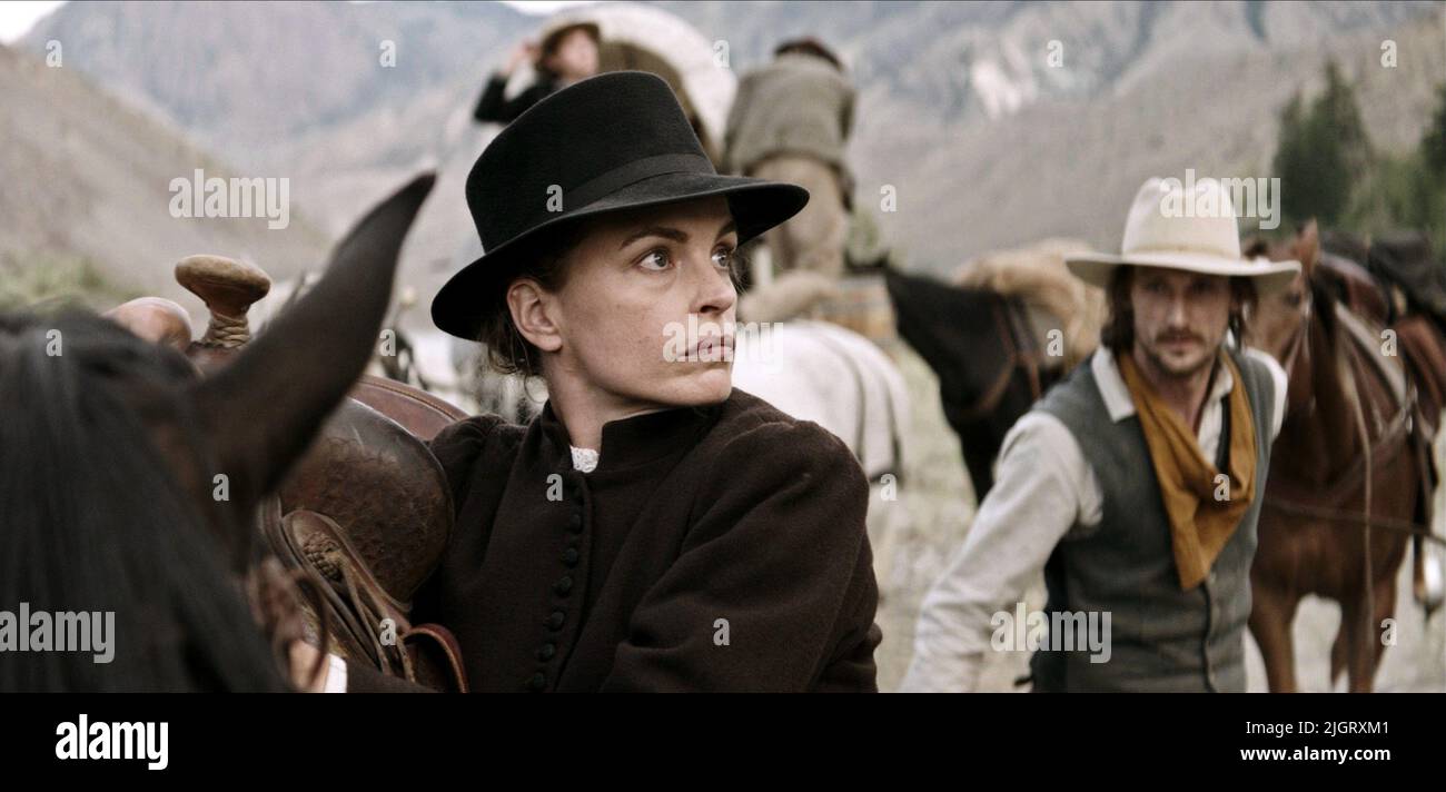 NINA HOSS, MARKO MANDIC, GOLD, 2013 Stock Photo - Alamy