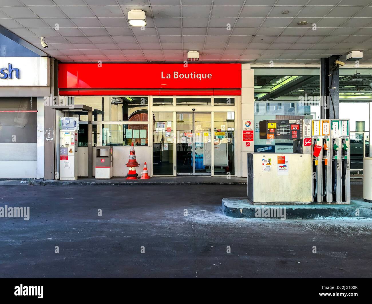 Totalenergie hi-res stock photography and images - Alamy