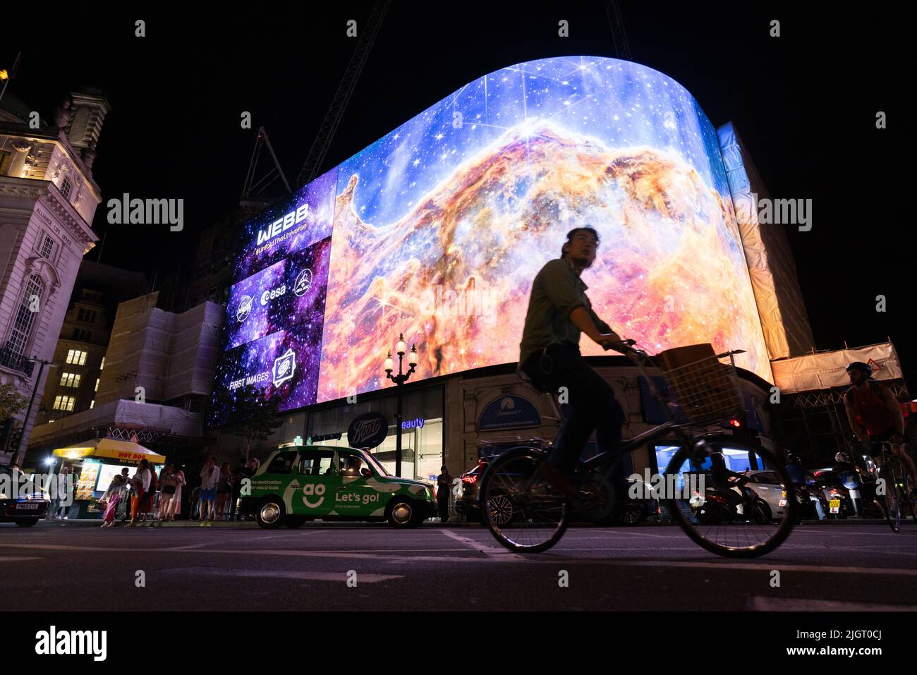 Worlds most advanced telescope hi-res stock photography and images - Alamy