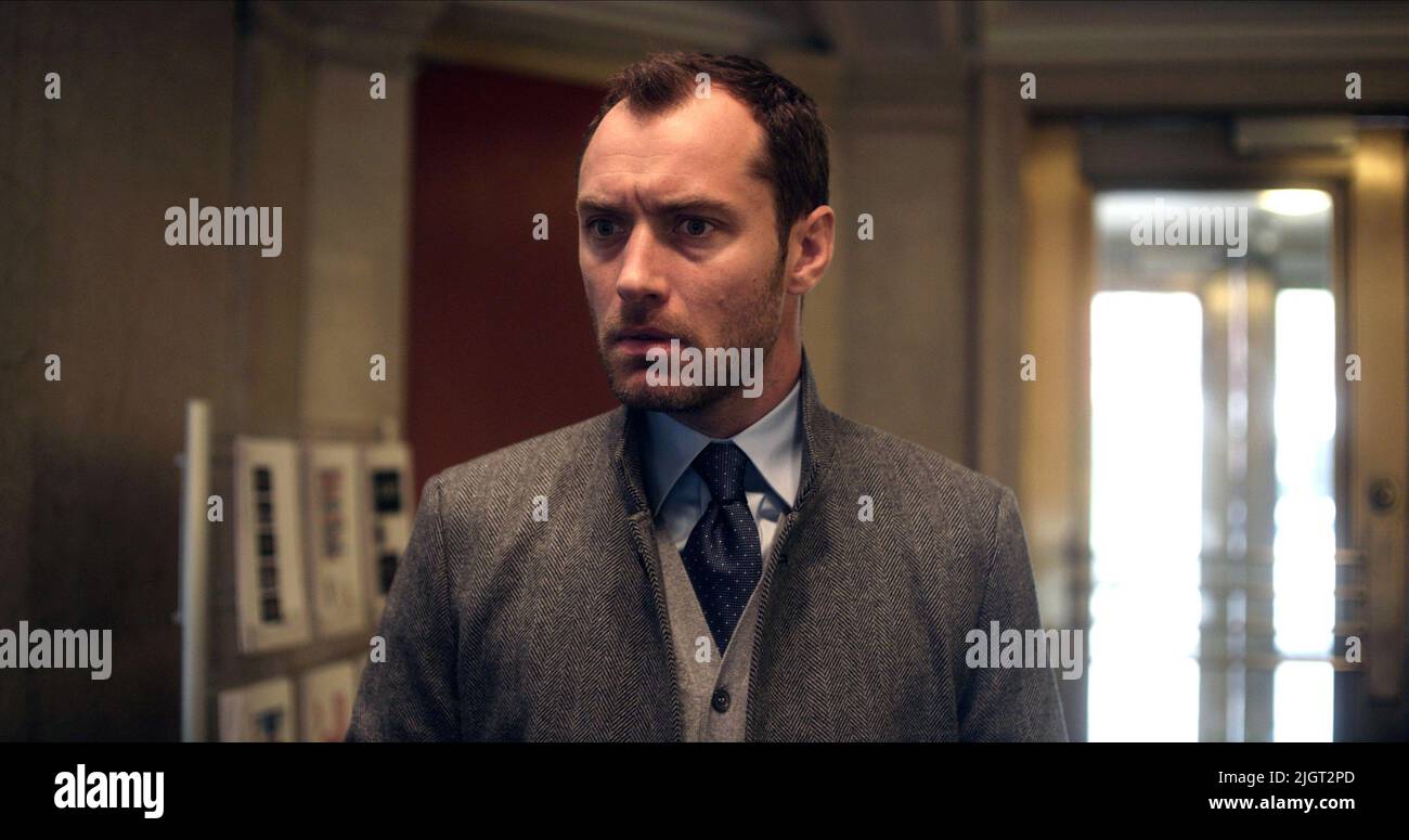Side effects jude law hi-res stock photography and images - Alamy