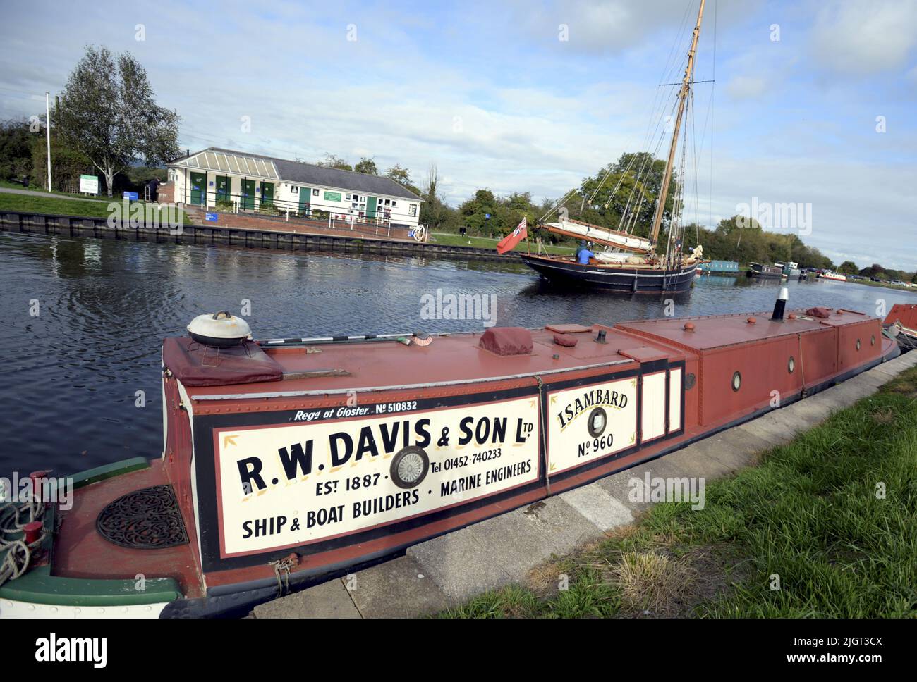 Tall ship Mascotte making its way up the Gloucester to Sharpness Canal ...
