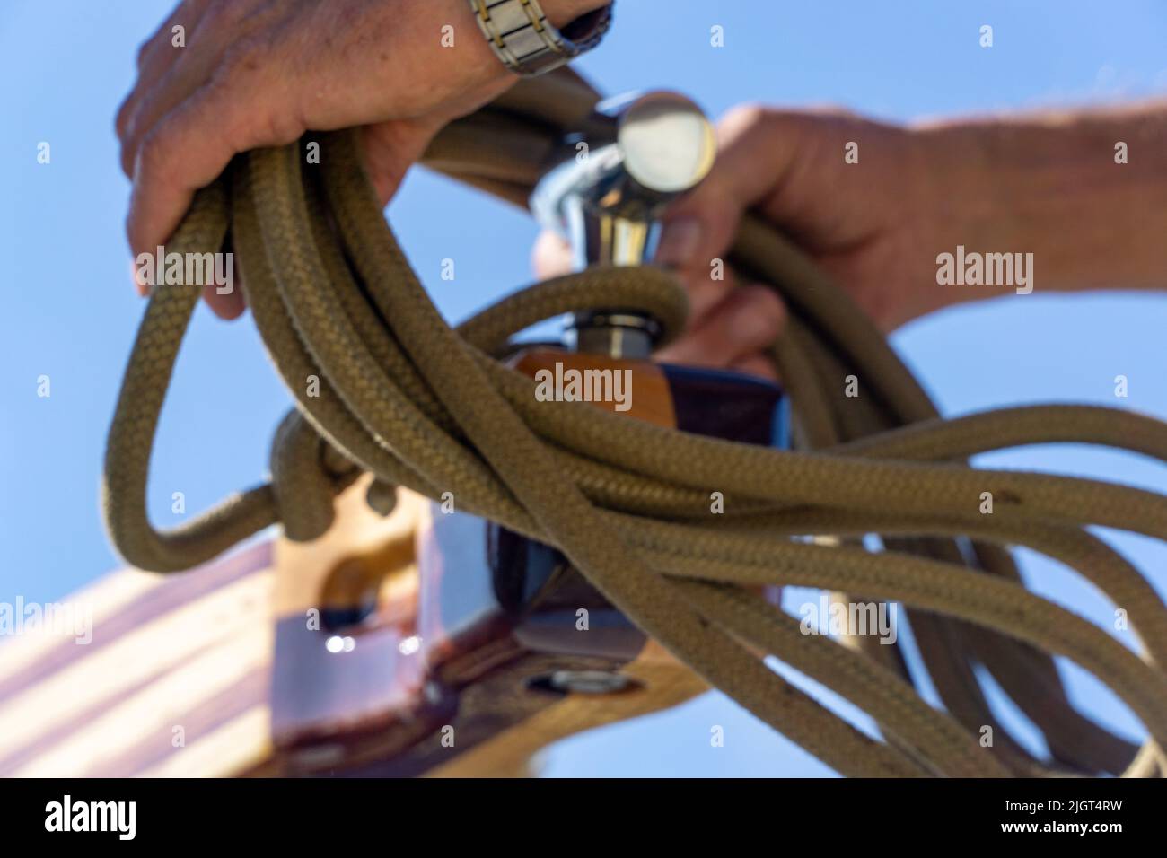 Put on a rope hi-res stock photography and images - Alamy