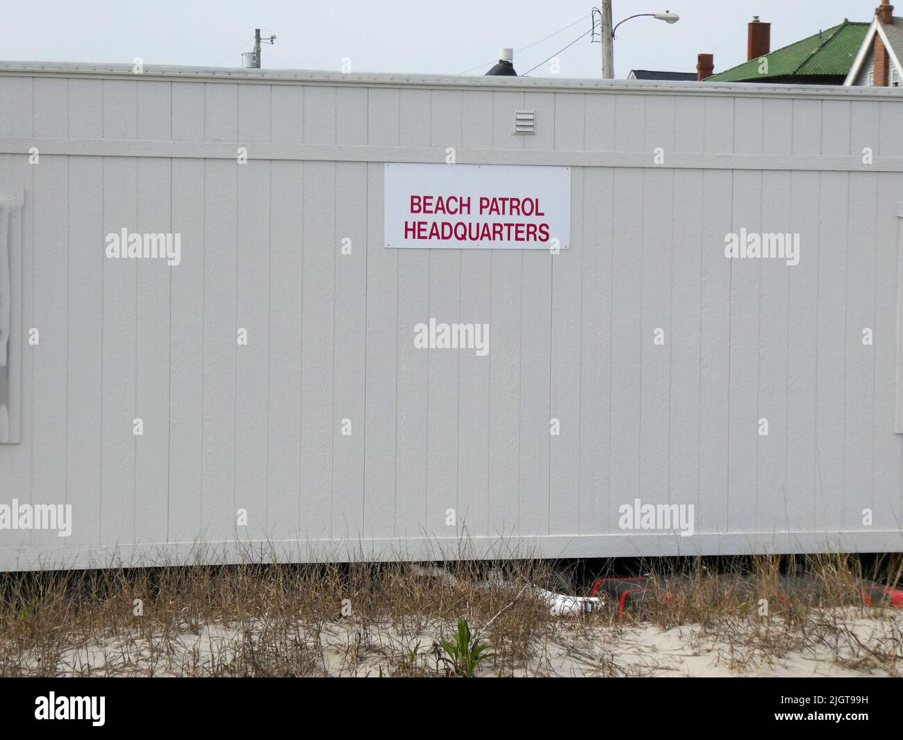 Beach patrol headquarters hi-res stock photography and images - Alamy
