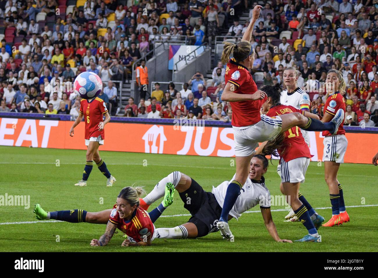 Mapi leon hi-res stock photography and images - Alamy