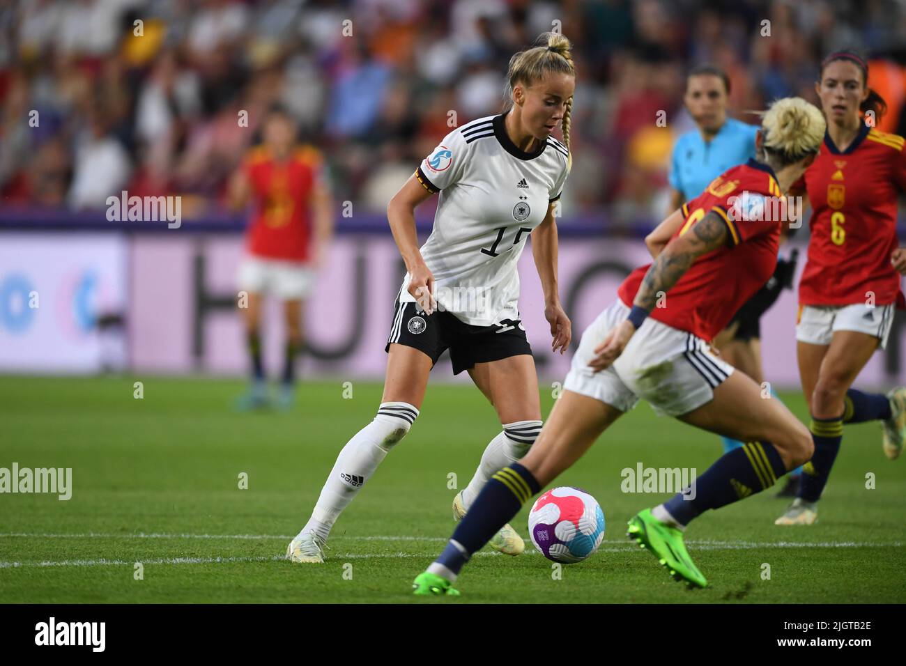 Giulia gwinn hi-res stock photography and images - Alamy