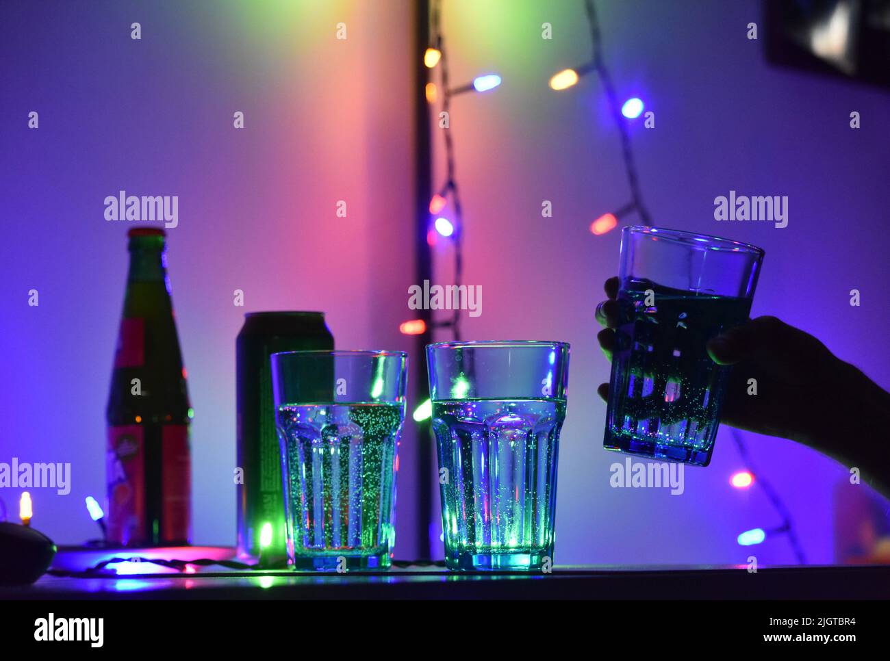 K o drops hi-res stock photography and images - Alamy