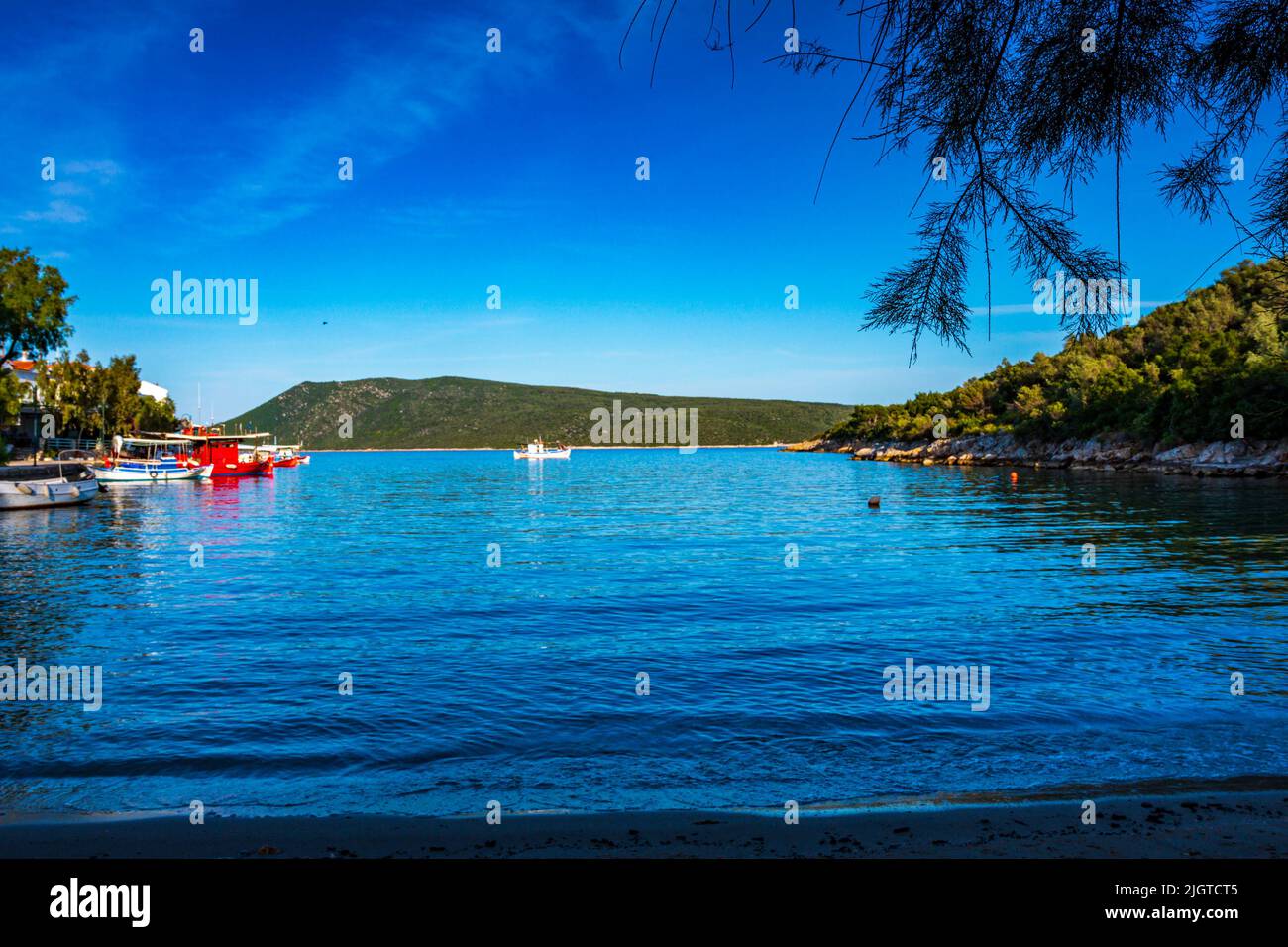 Beautiful seaside scenery at Steni Vala in Alonissos island, Sporades ...