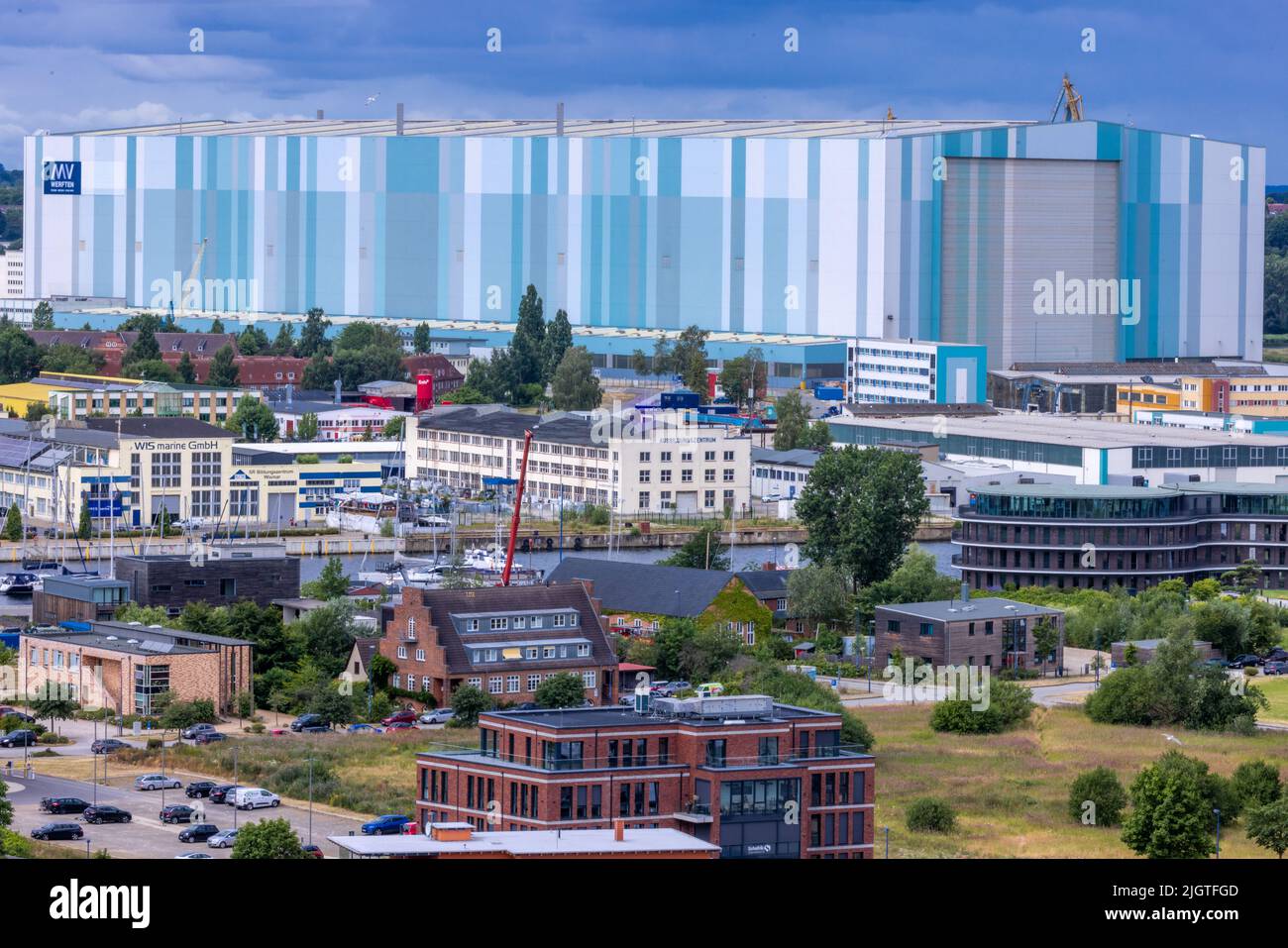 Wismar, Germany. 06th July, 2022. The shipbuilding hall of the shipyard ...