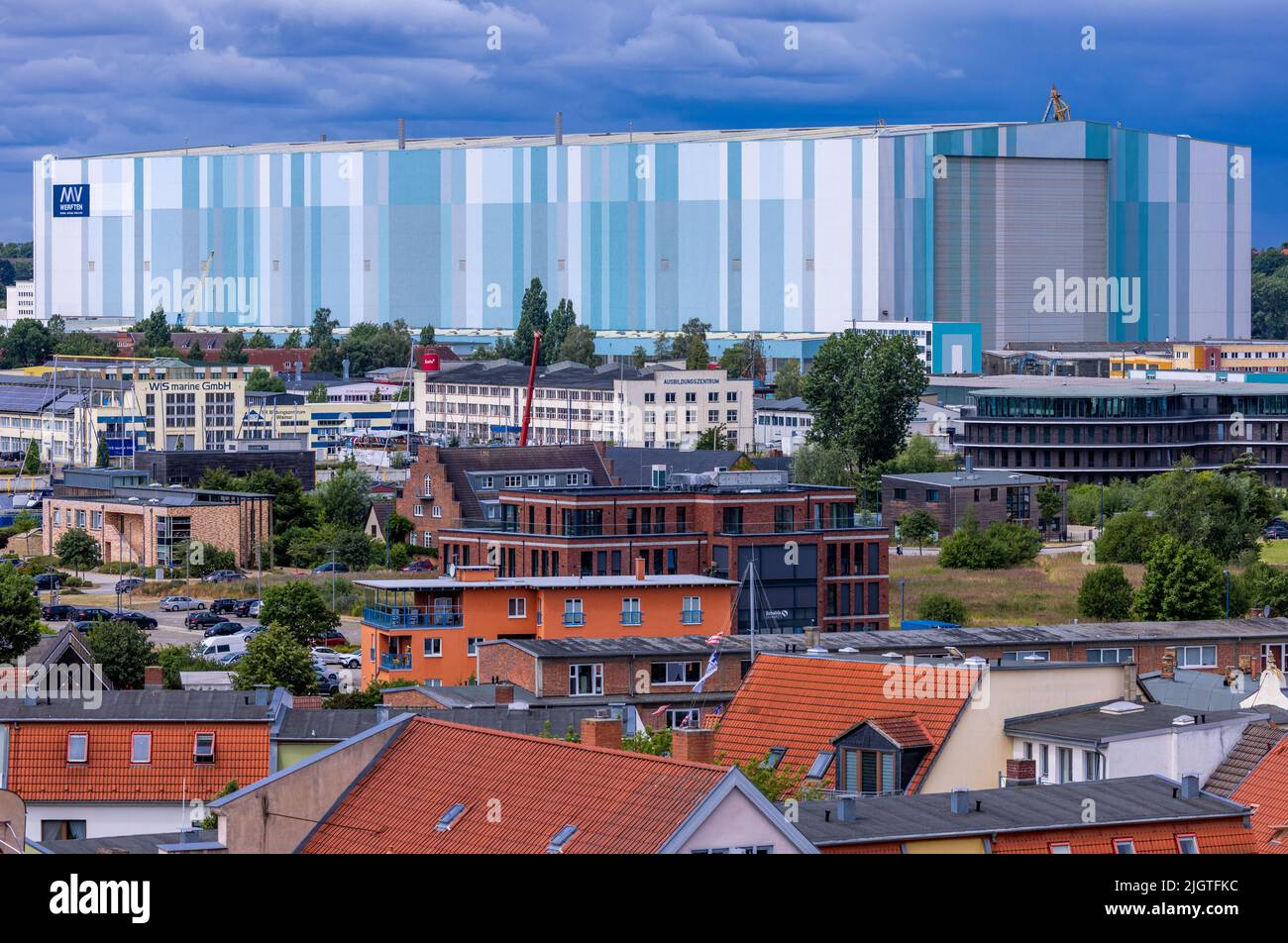 Wismar, Germany. 06th July, 2022. The shipbuilding hall of the shipyard ...