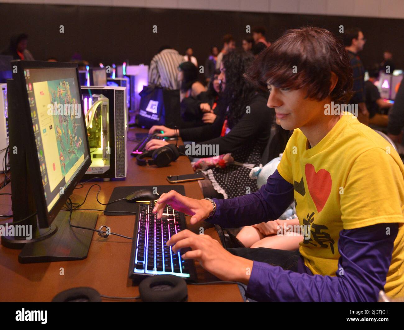 MIAMI BEACH, FL - JULY 09: Gamer play video game during the Florida ...