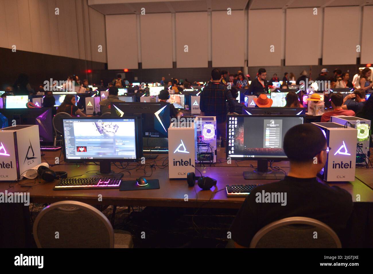 MIAMI BEACH, FL - JULY 09: Gamer play video game during the Florida ...