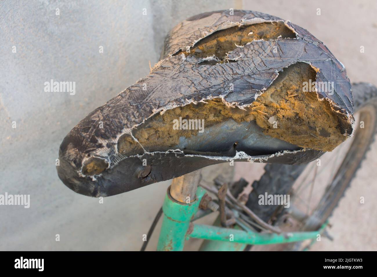 Motor bike detail close hi-res stock photography and images - Alamy