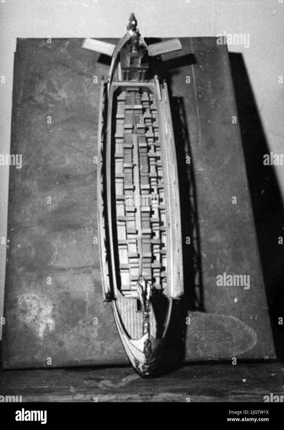 Ancient greek trireme ship hi-res stock photography and images - Alamy