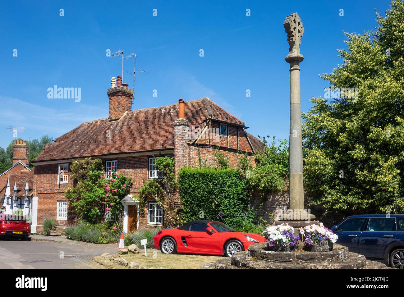 Village of shere uk hi-res stock photography and images - Alamy