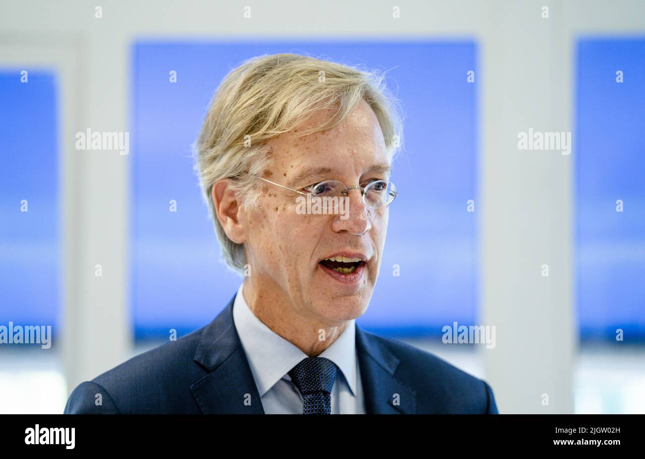 2022-07-13 10:00:35 AMSTERDAM - Minister Robbert Dijkgraaf (OCW) during ...