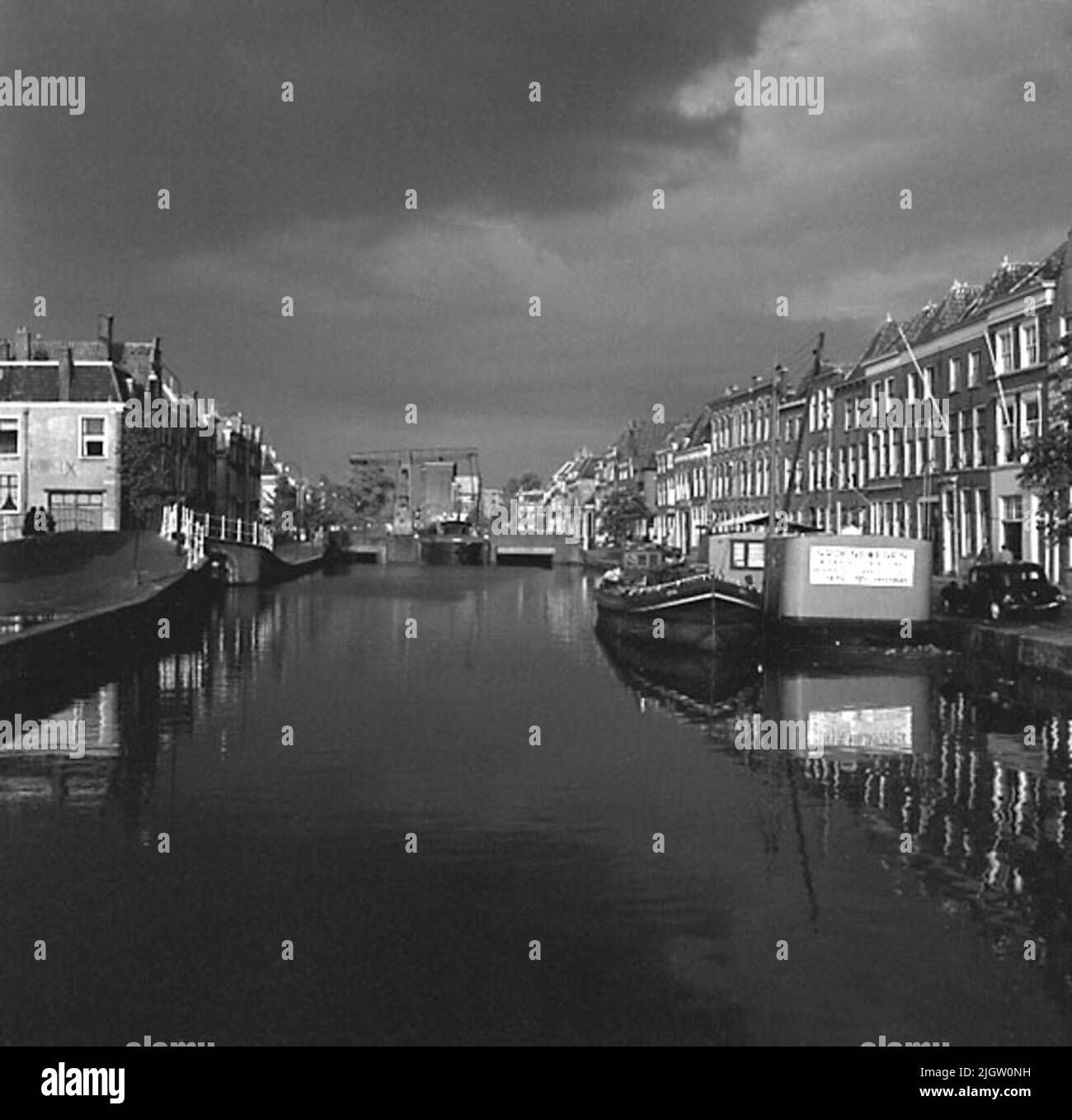 A channel goes through a society. On its edges are residential ...