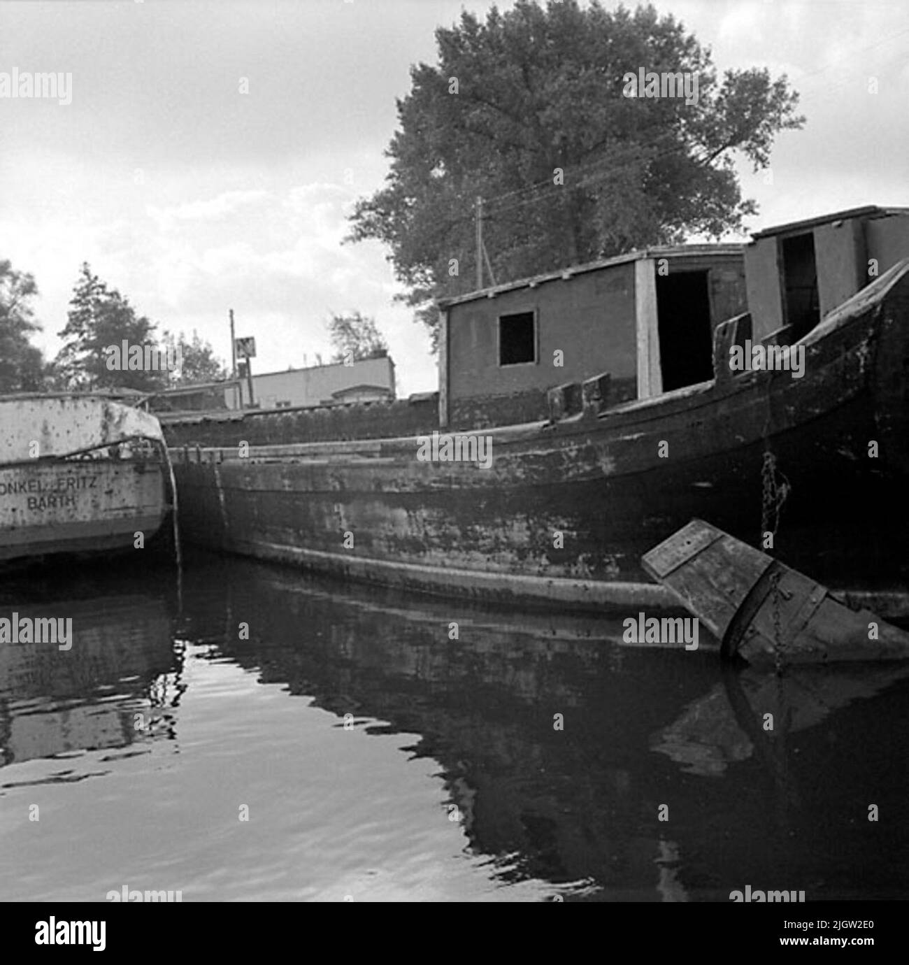 Lap boats hi-res stock photography and images - Alamy
