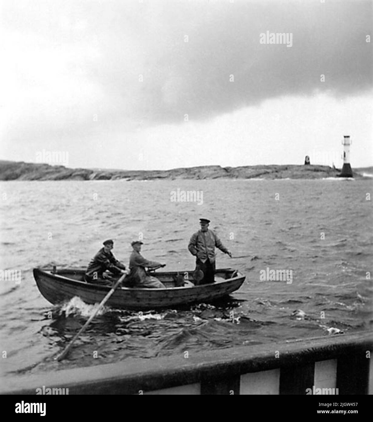 Row land boat Black and White Stock Photos & Images - Alamy
