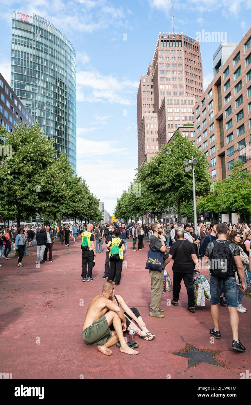 Berlin techno scene hi-res stock photography and images - Alamy