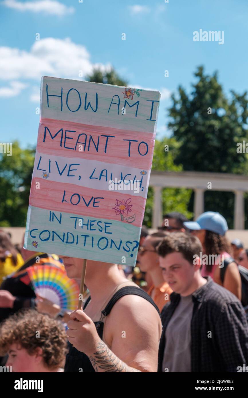 Trans Community and Supports do their yearly march through London ...