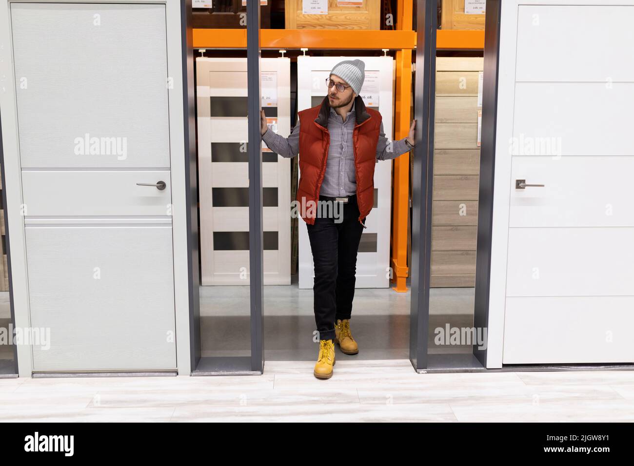 Buyer chooses interior doors hi-res stock photography and images - Alamy
