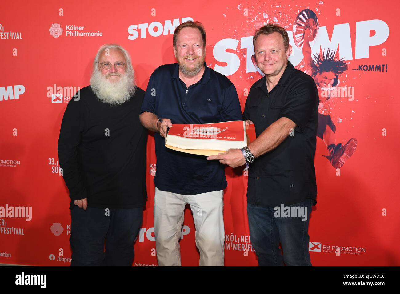 Cologne, Germany. 12th July, 2022. Musicians Steve McNicholas (L) and ...