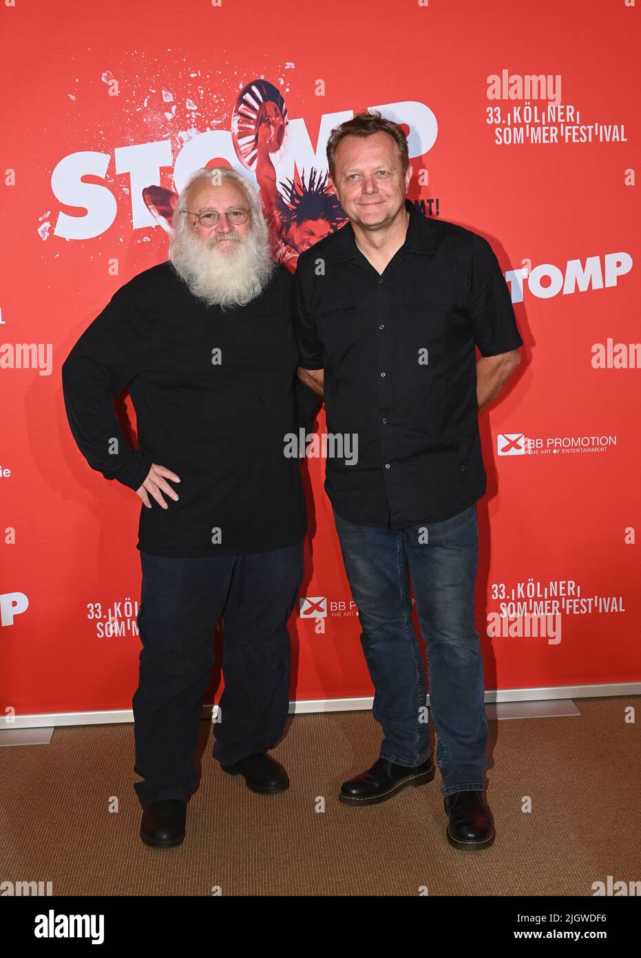 Cologne, Germany. 12th July, 2022. Musicians Steve McNicholas (L) and ...