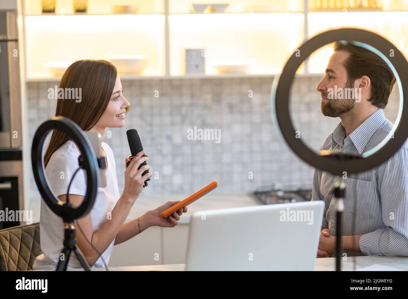 Interviewing people female journalist hi-res stock photography and ...