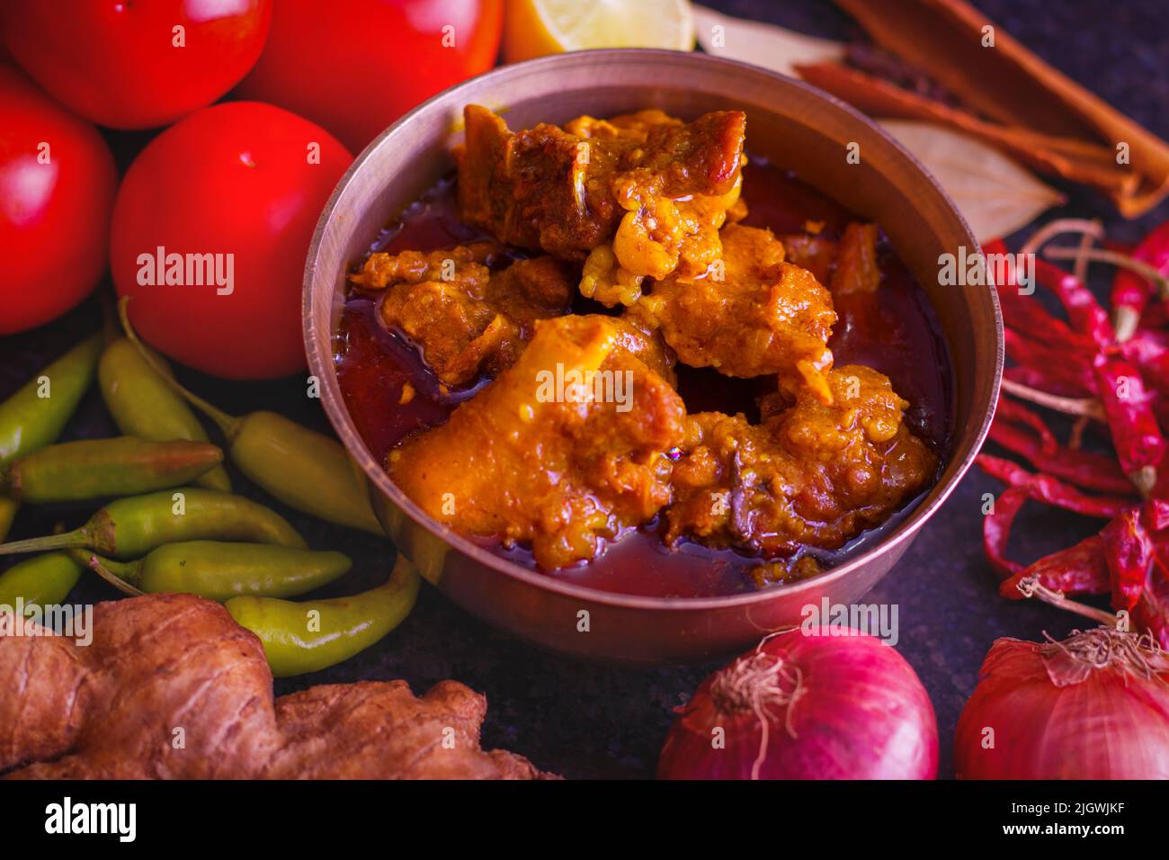 Bengali mutton korma hi-res stock photography and images - Alamy