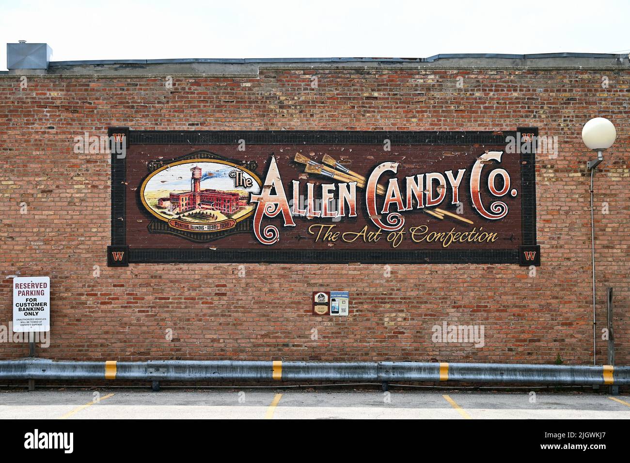 Route 66 pontiac illinois mural hi-res stock photography and images - Alamy