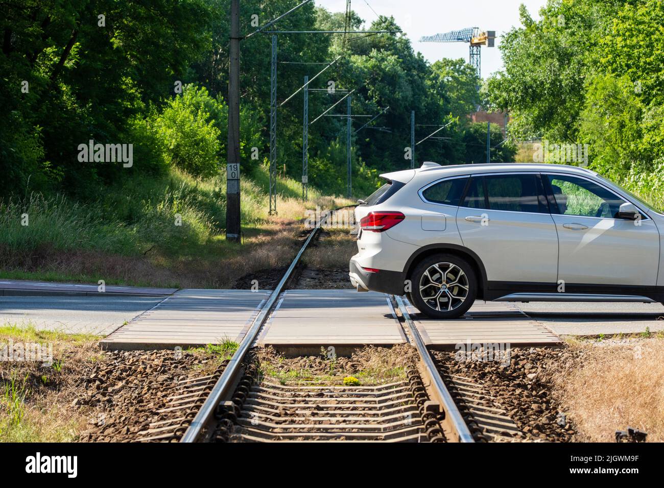 Old railroad crossing signal hi-res stock photography and images - Alamy