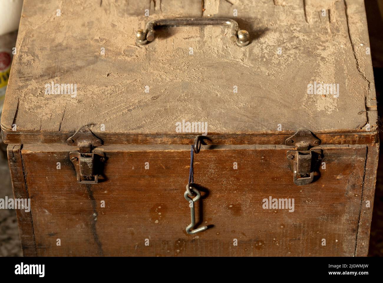Old forgotten wooden dusty chest Stock Photo - Alamy