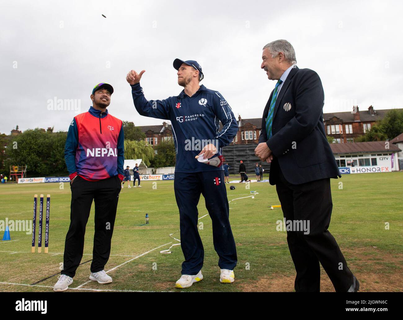 Cricket coin toss hi-res stock photography and images - Alamy
